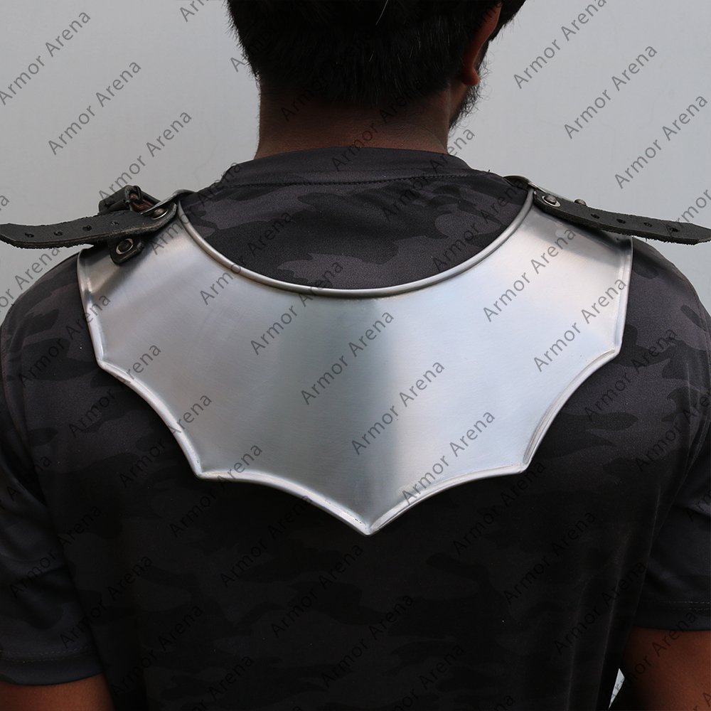 Late Medieval Avenger Gorget