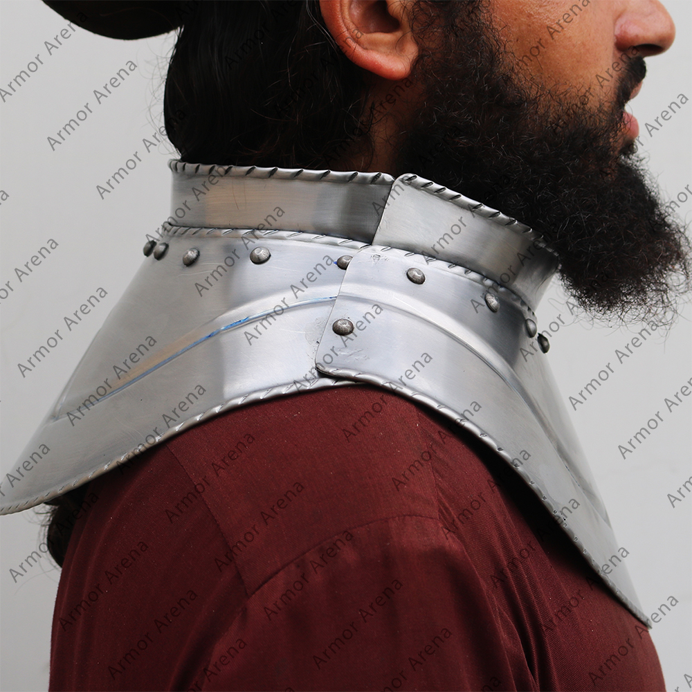Medieval King Gorget